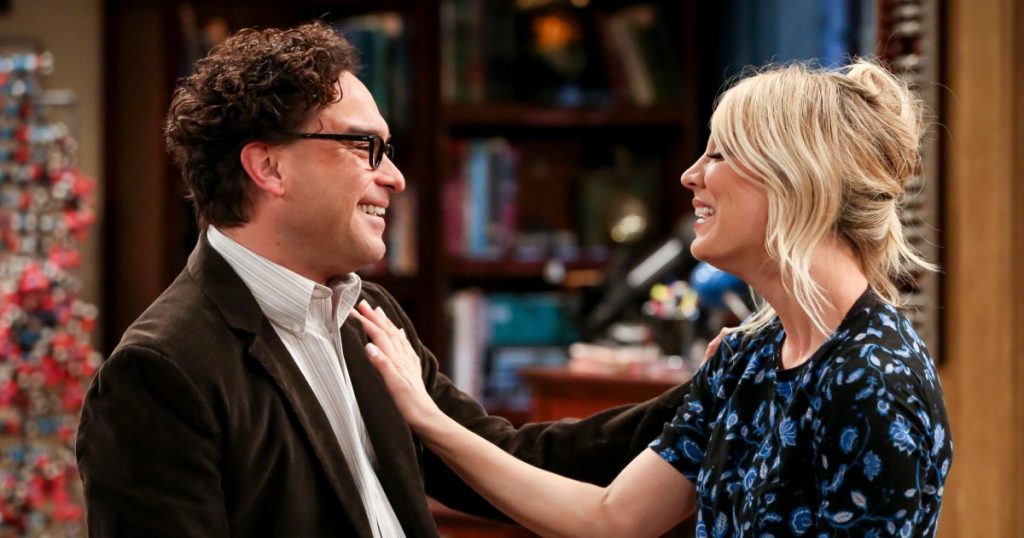Cómo Kaley Cuoco y Johnny Galecki se enamoraron en el set de The Big ...