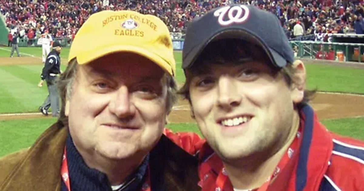 Luke Russert recuerda a su difunto padre, Tim Russert, en un nuevo libro